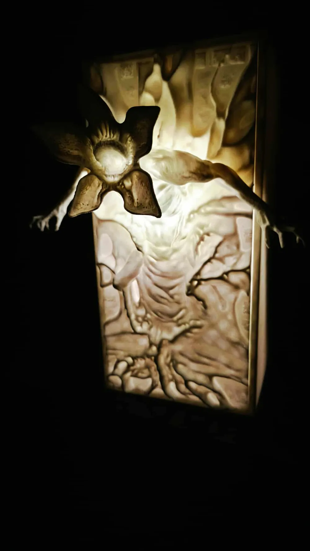 Demogorgon Book Nook - Modello di stampa 3D gratuito - MakerWorld