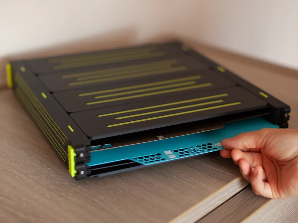 257 x 257 - Bambu Lab Build Plate Holder by Jessica MakerWorld ...