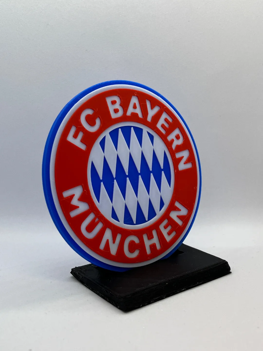 FC Bayern München Logo von Tarik77 MakerWorld: Kostenlose 3D-Modelle ...