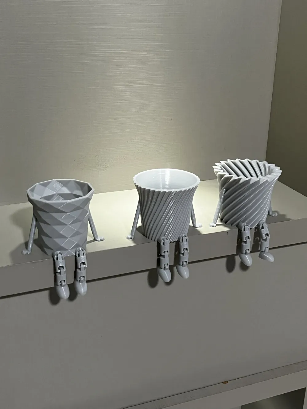 Cute mini pots for succulents - Free 3D Print Model - MakerWorld