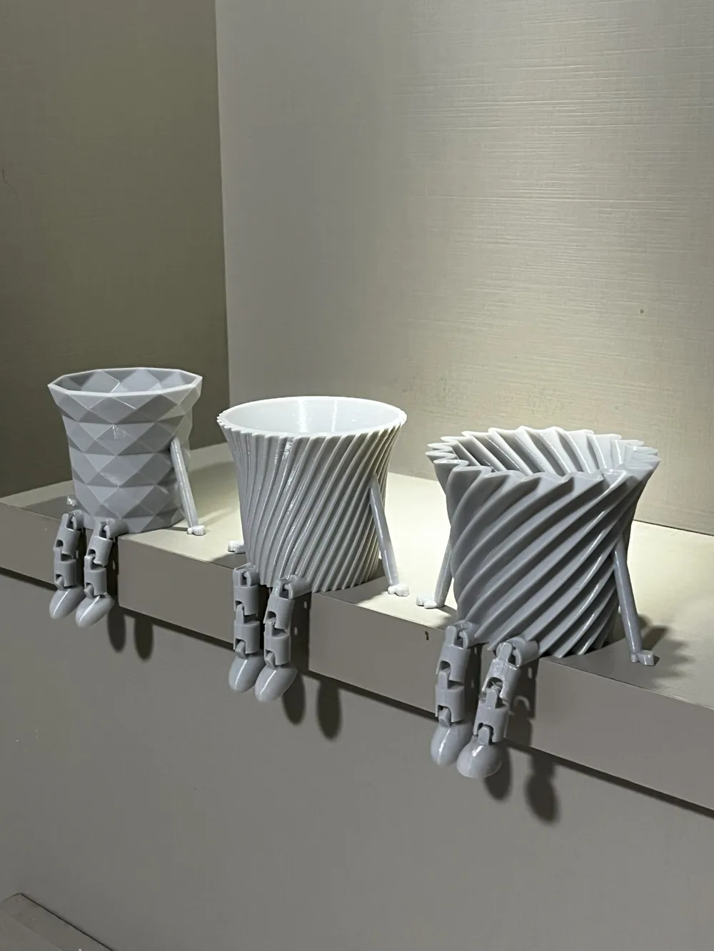 Cute mini pots for succulents - Free 3D Print Model - MakerWorld