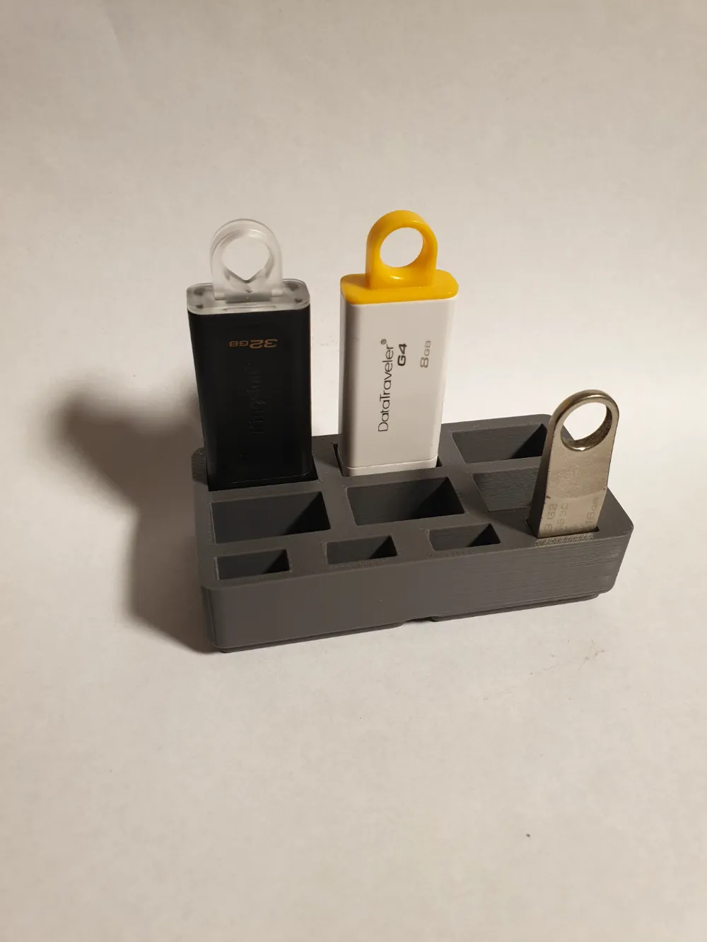 Gridfinity - USB Holder by SIKJLA - MakerWorld