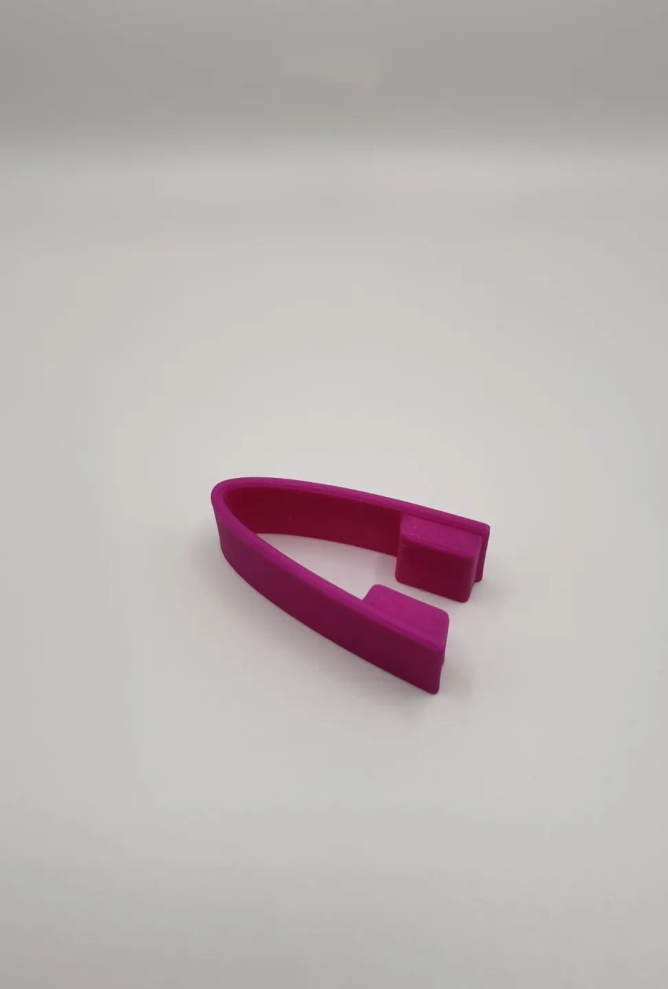 Migraine Relief Hand Clip by ARTICAT MakerWorld: Download Free 3D Models