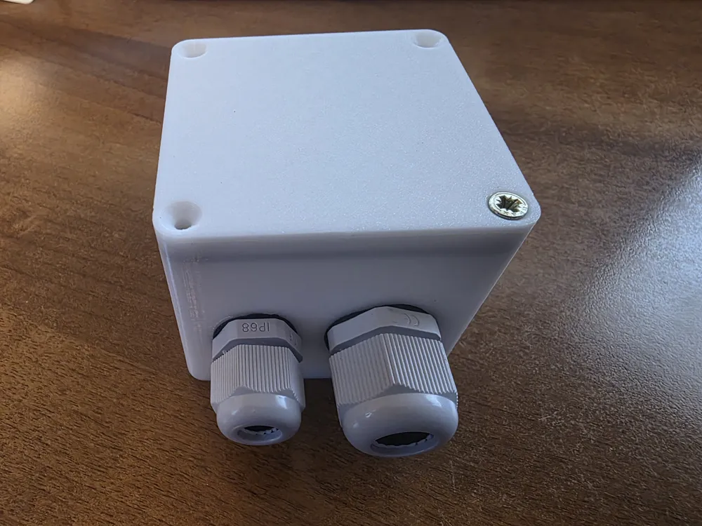Semi-waterproof box for Radiator - Free 3D Print Model - MakerWorld