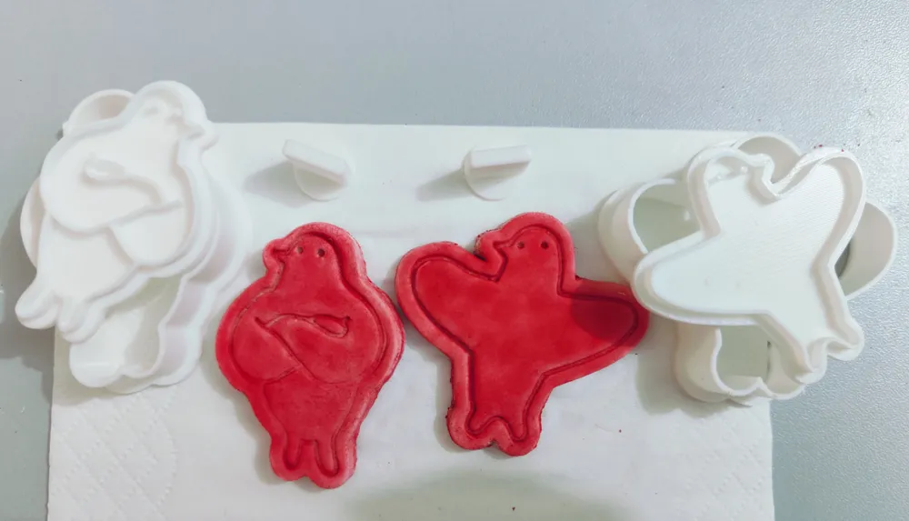 Maze Meal Little Red Bird Cookie Cutter by 小狼ringo - MakerWorld