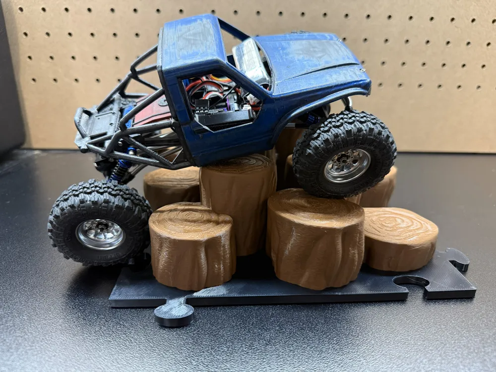 Crawler Park Standing Log Obstacle - Free 3D Print Model - MakerWorld