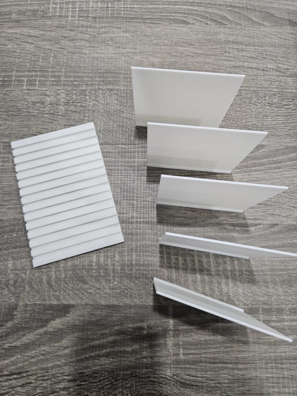 Adjustable Vertical Desk Organizer by TS17 - MakerWorld