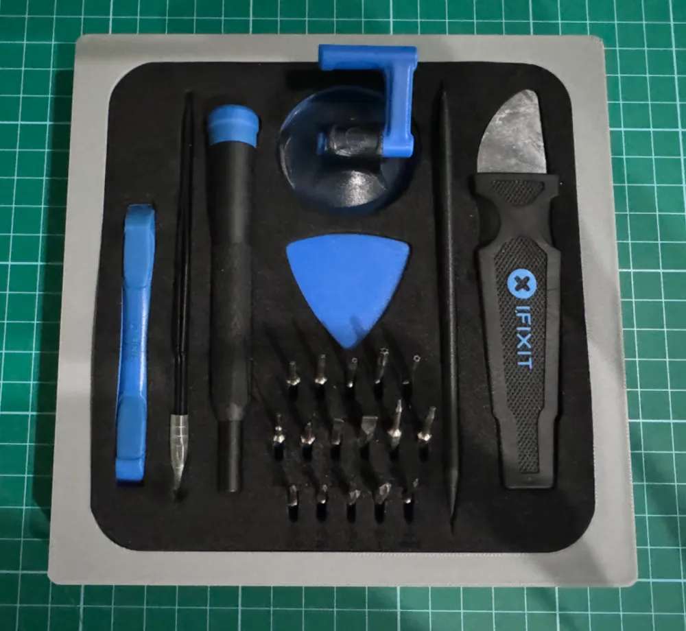 Gridfinity 4x4 for iFixit Essential Toolkit by user_645740553 - MakerWorld