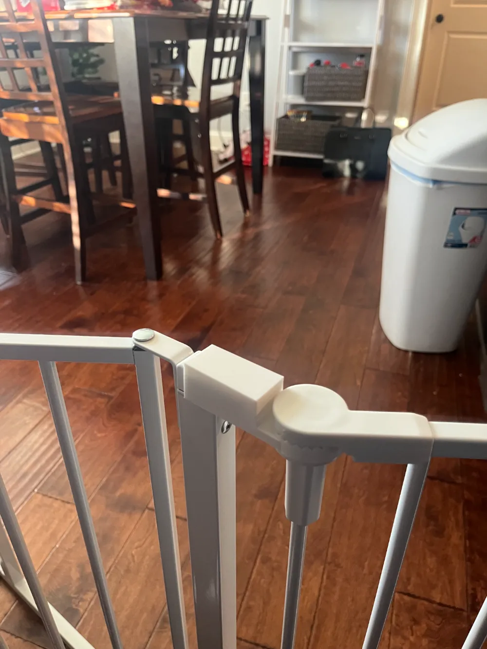 Dog Gate Bracket (Slide Over) by Tripp - MakerWorld