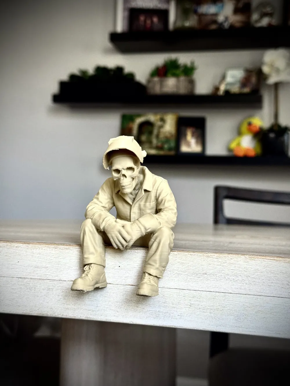 Ledge SkulZ - Edge Sitting Welder! - Free 3D Print Model - MakerWorld