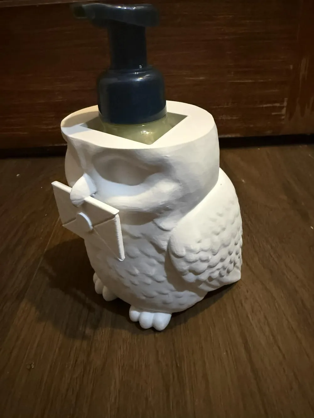 hedwig b&bw foaming soap holder - Free 3D Print Model - MakerWorld