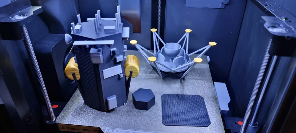 Intuitive Machines IM-1 Moon Lander - 4 colour by ochiburi - MakerWorld