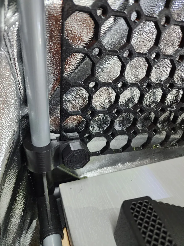 Multiboard Vertical Pole Mount (16 mm Remix) - Free 3D Print Model ...