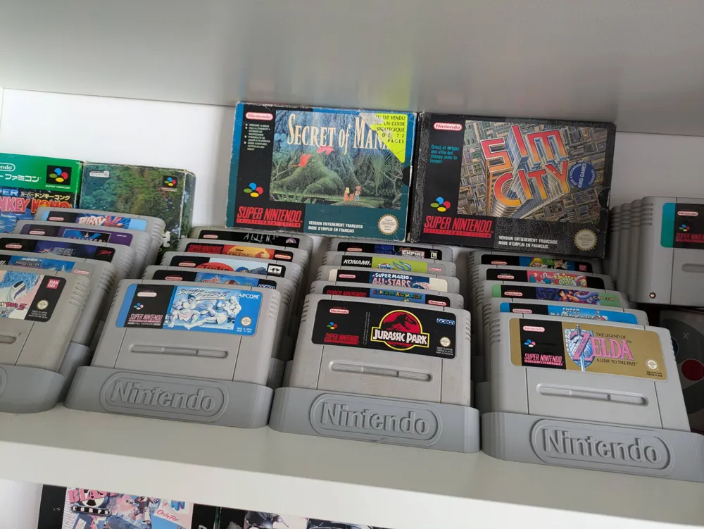 Super Nintendo/Super Famicom cart stand/holder by scraly MakerWorld ...