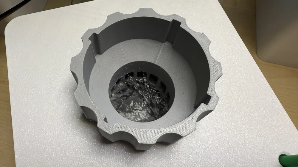 Hydroponic planter - Free 3D Print Model - MakerWorld