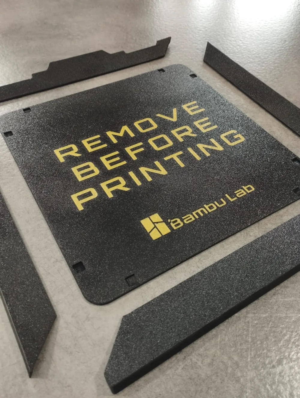 A1 Plate Dust Cover by G-ODA - MakerWorld