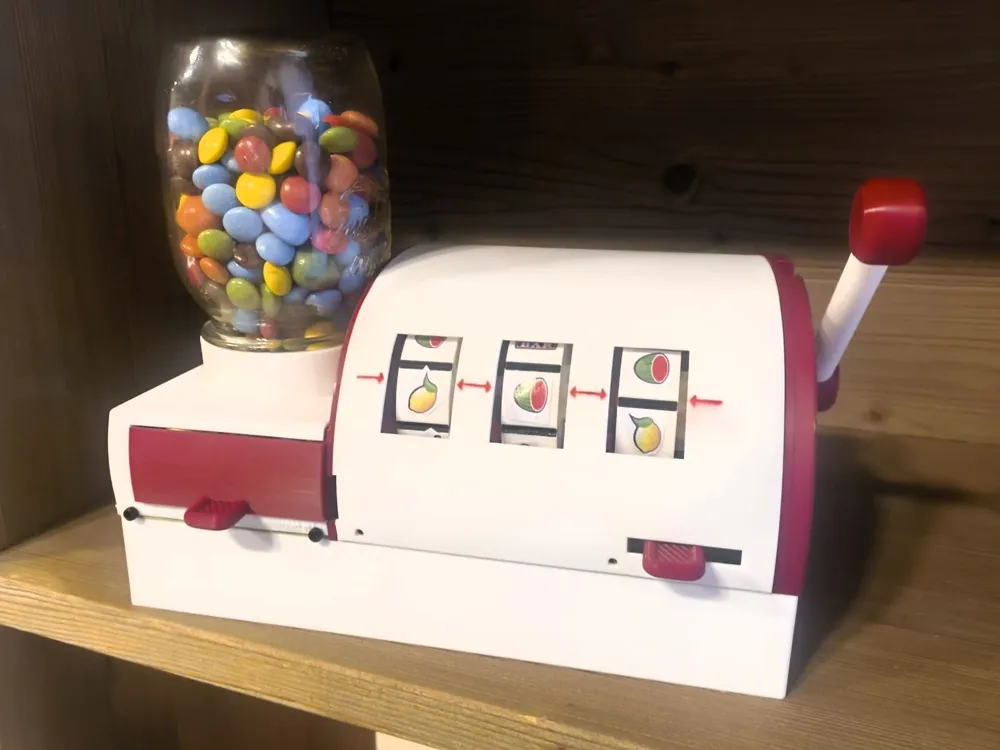 SweetReel -the candy dispenser slot machine by fmor MakerWorld ...