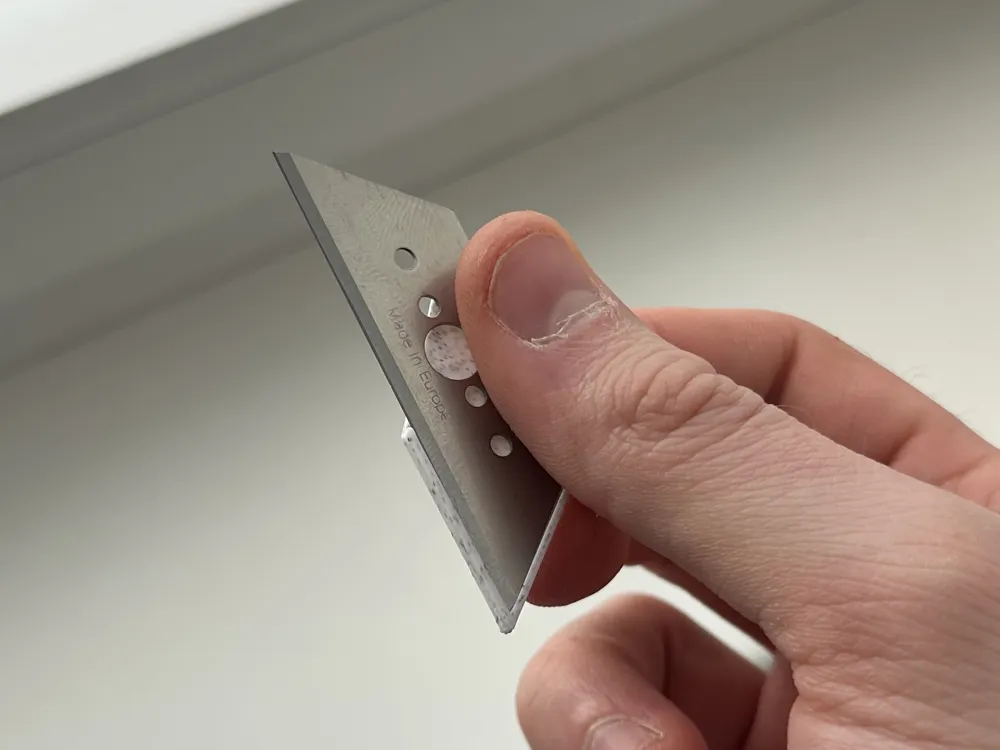 Micro Bladeholder (Trapezoid Blade) by Gjörk MakerWorld: Download Free ...