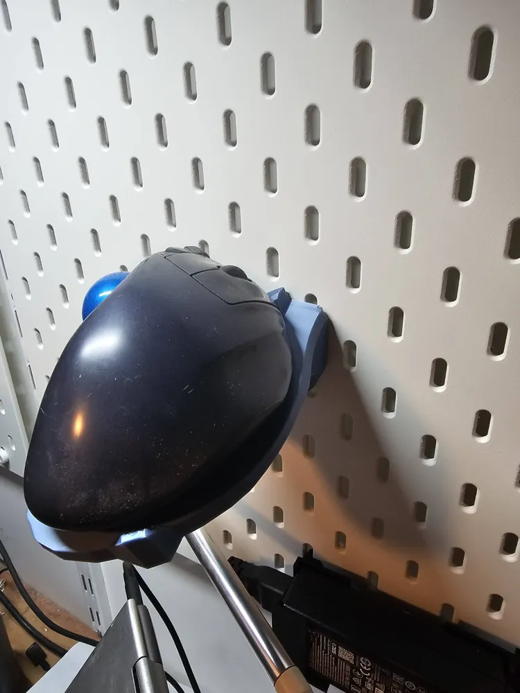 Skadis Logitech trackball (M575 and more) holder - Free 3D Print Model ...