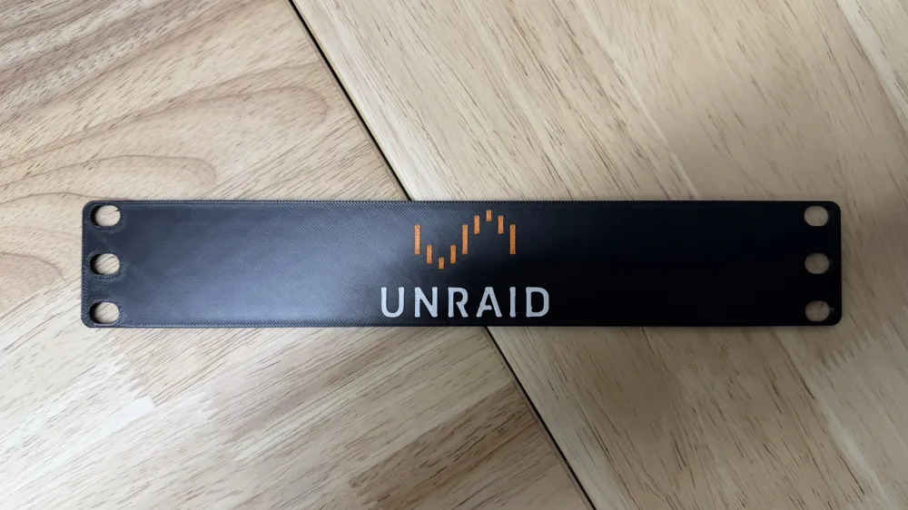 1U 10-Inch Rack Panel with Unraid Logo (252x42mm) - Free 3D Print Model ...