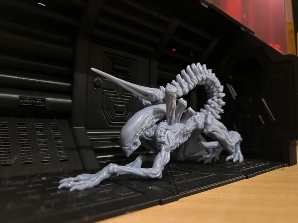 Nostromo Corridor (Xenomorph diorama) Remixed by TAH3DGeek - MakerWorld