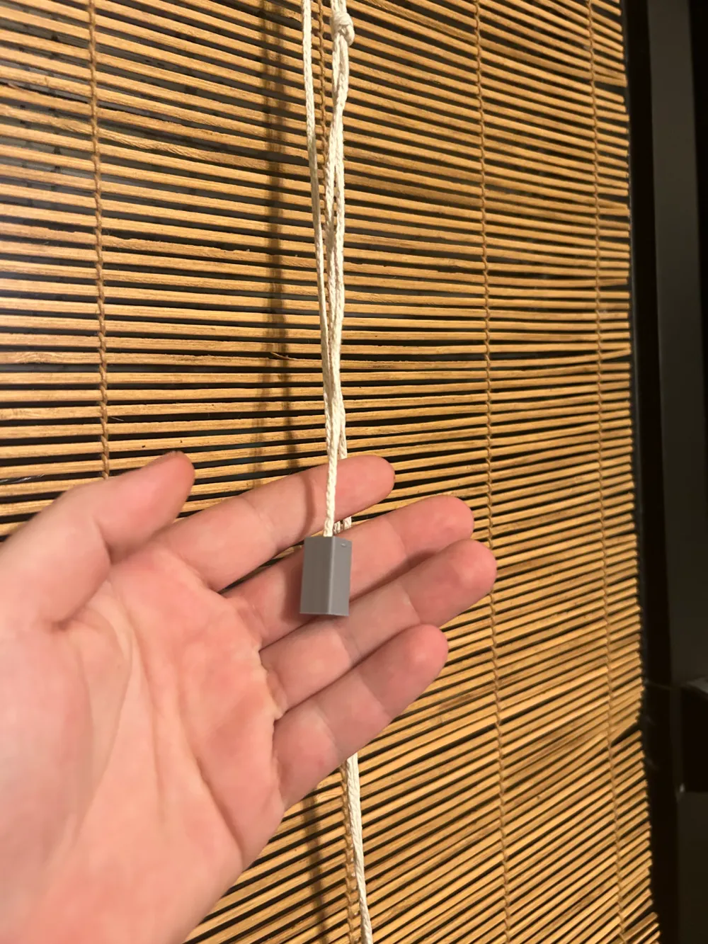 Curtain cord holder by LJ Designs - MakerWorld