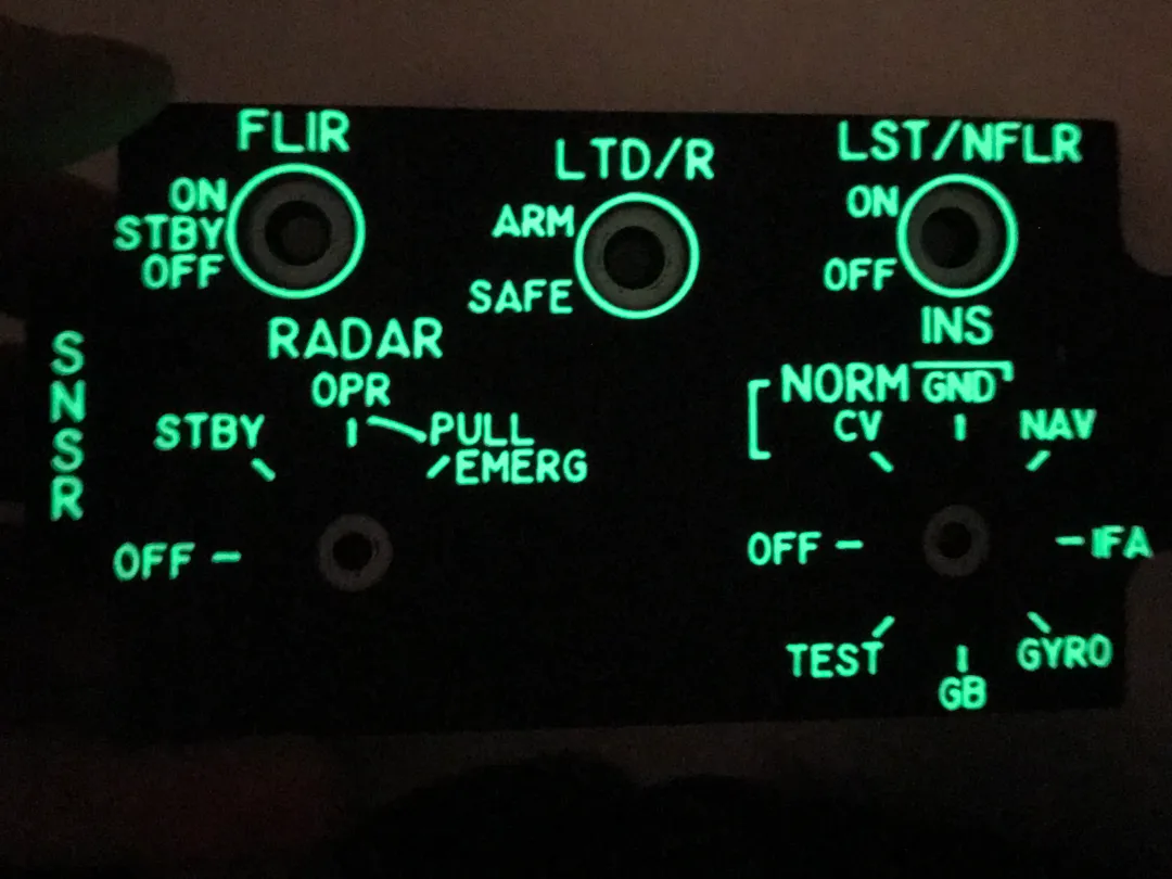 F18 Sensor Panel Open Hornet opcional Brilha no Escuro - Modelo ...