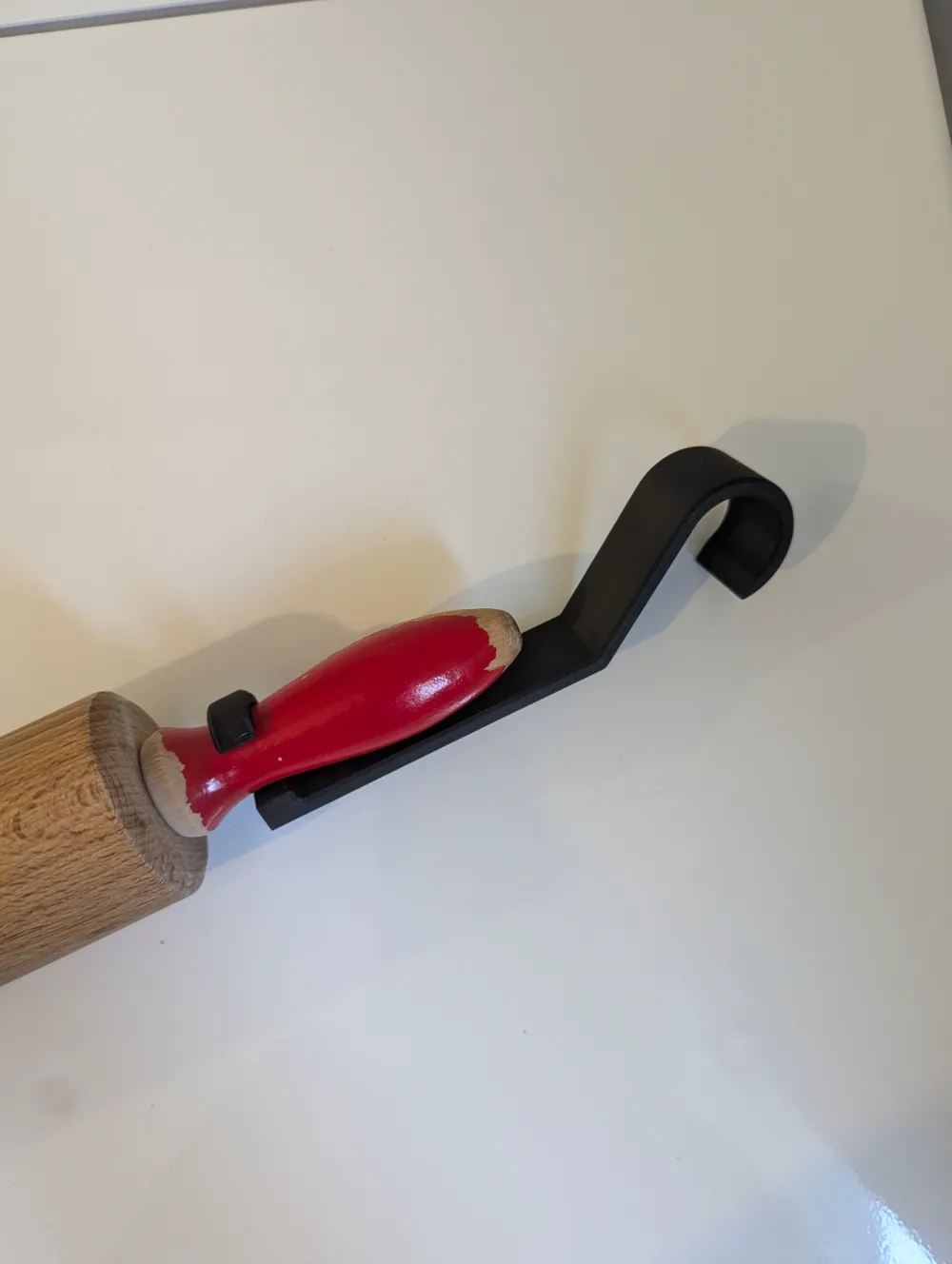Rolling Pin Hook by François M - MakerWorld