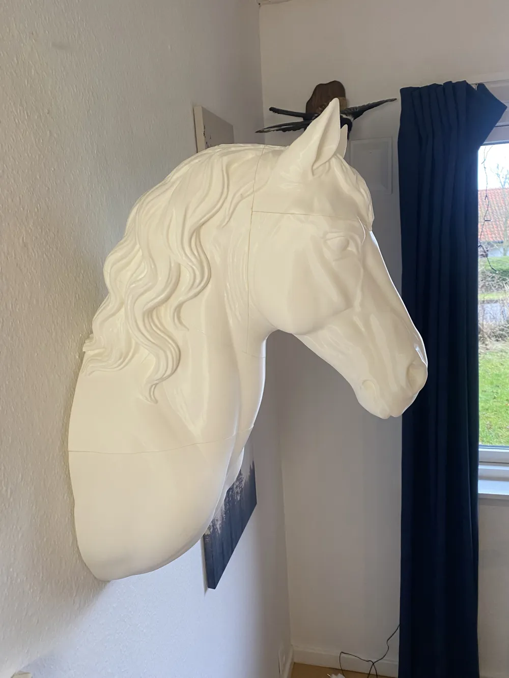 Majestic Horse Head Wall Mount Sculpture - Free 3D Print Model - MakerWorld