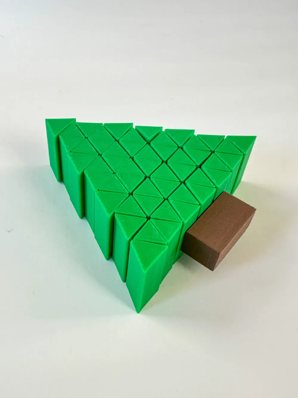 Pixel Tree Fidget by 3DPmom MakerWorld: Download Free 3D Models