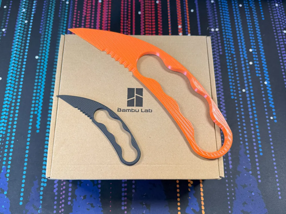 Karambit/Knuckle Knife by PetaBytez - MakerWorld
