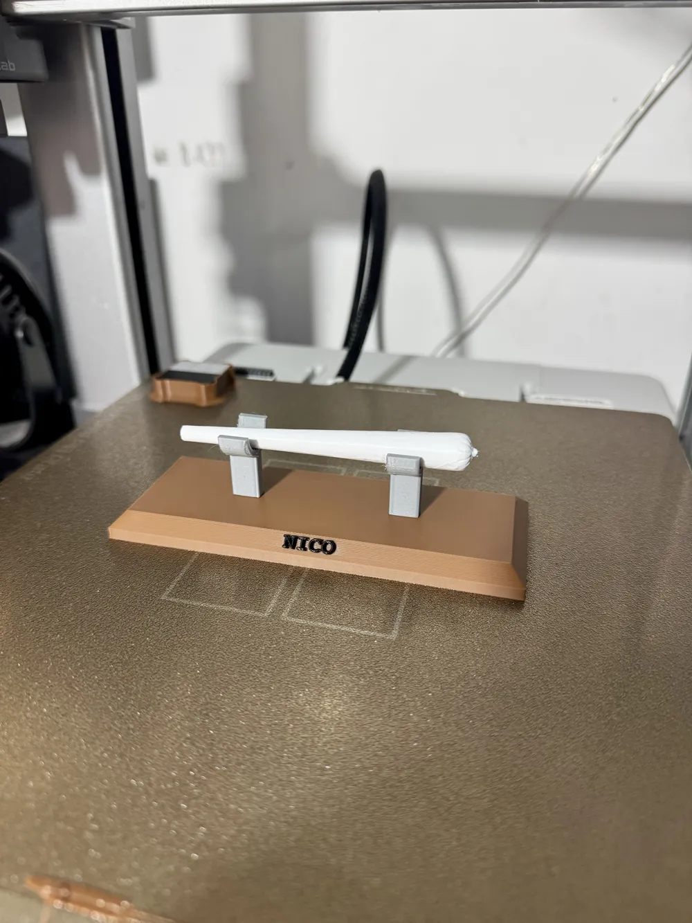 FUNNY FAKE JOINT customizable - Free 3D Print Model - MakerWorld