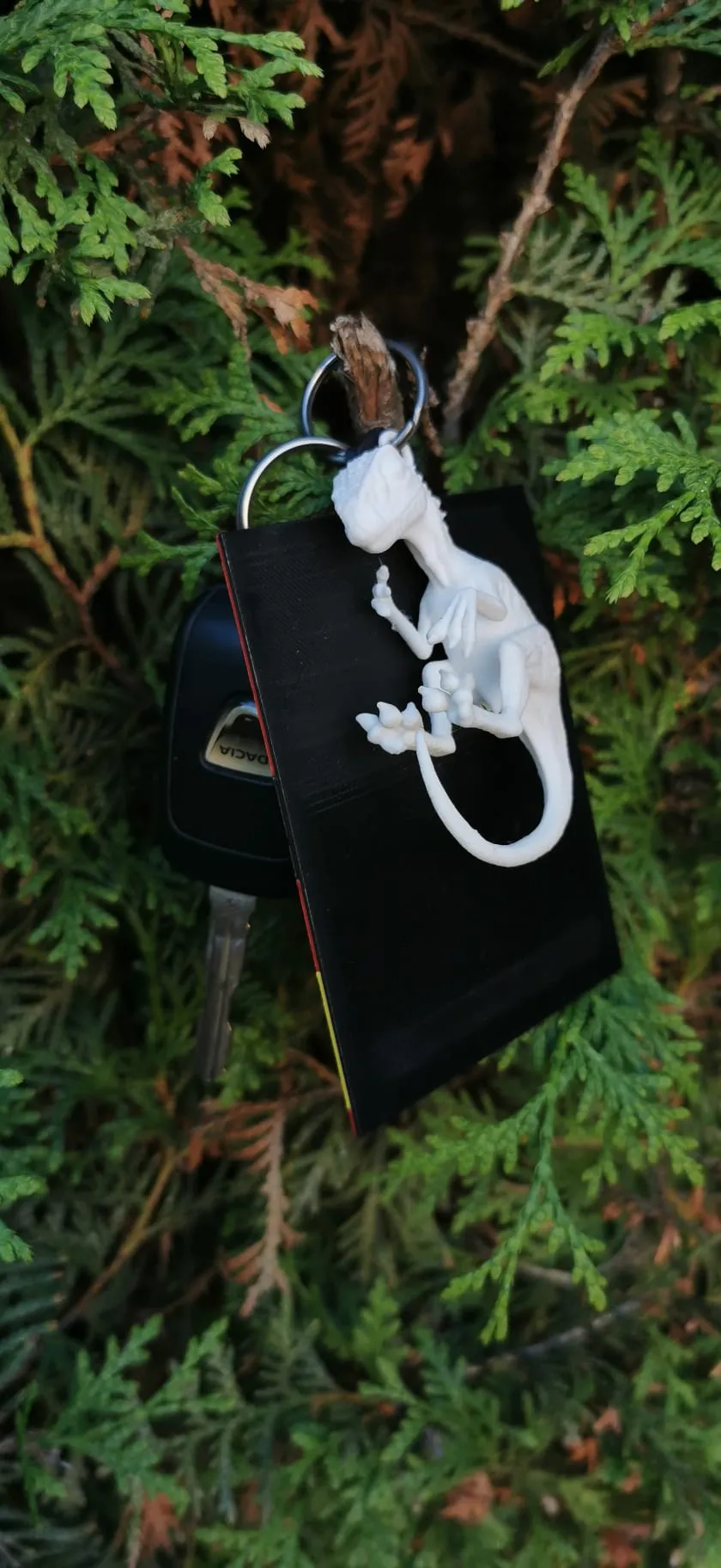 Dino Embryo Keychain - Free 3D Print Model - MakerWorld