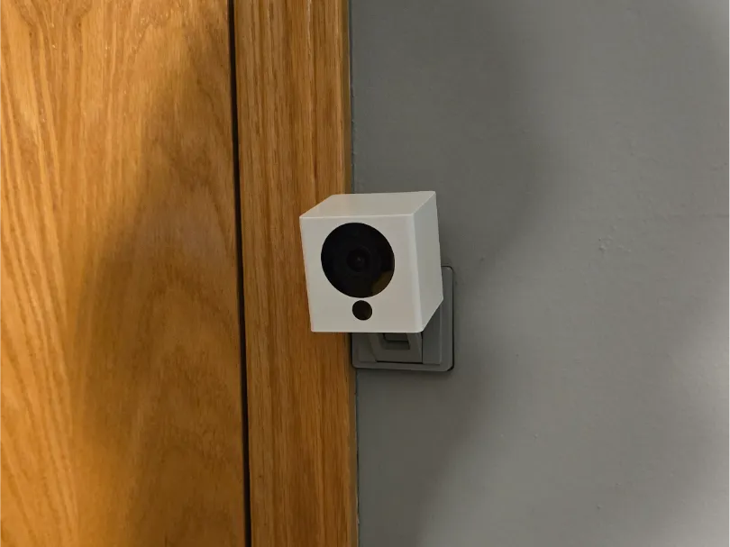 Wyze Cam V2, V3, V4, Damage Free Door Frame Mount - Free 3D Print Model ...