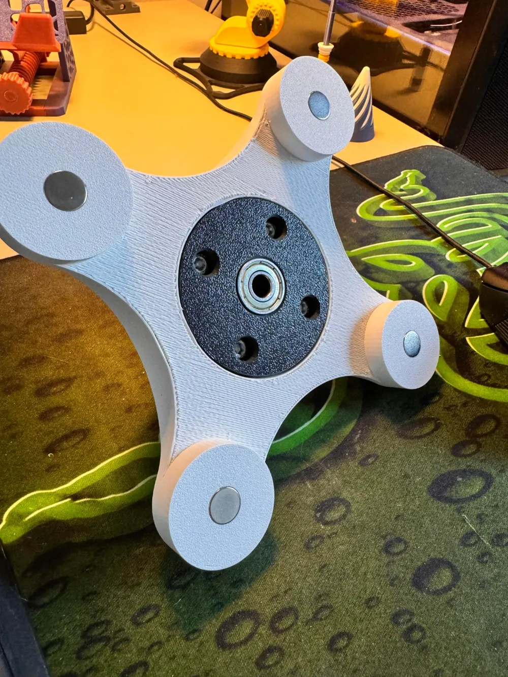 Rotating table by Sannis MakerWorld: Download Free 3D Models