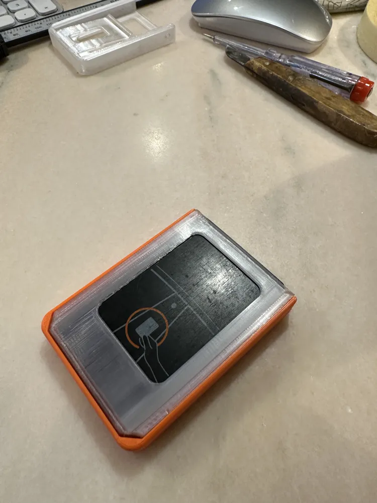 clippy - Card holder with sliding lid by Peter K. MakerWorld: Download ...