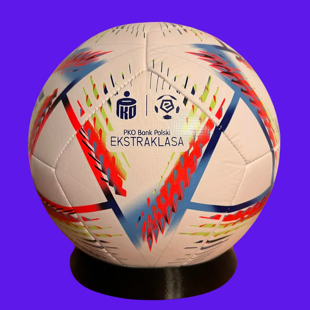 Ball stand / holder - football (2 versions) by CoCoDRUK - MakerWorld