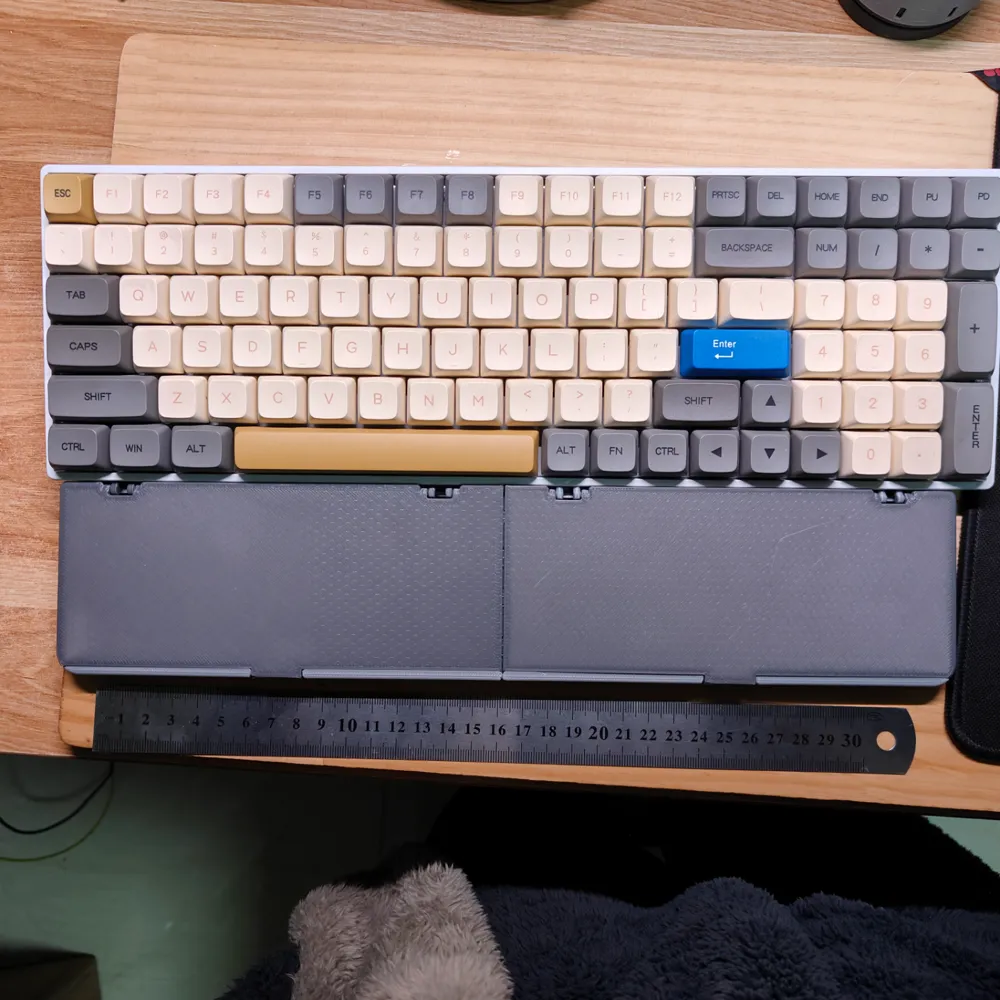 Keyboard Resting Pad (Assembled A1 mini printable) by c_cuber - MakerWorld