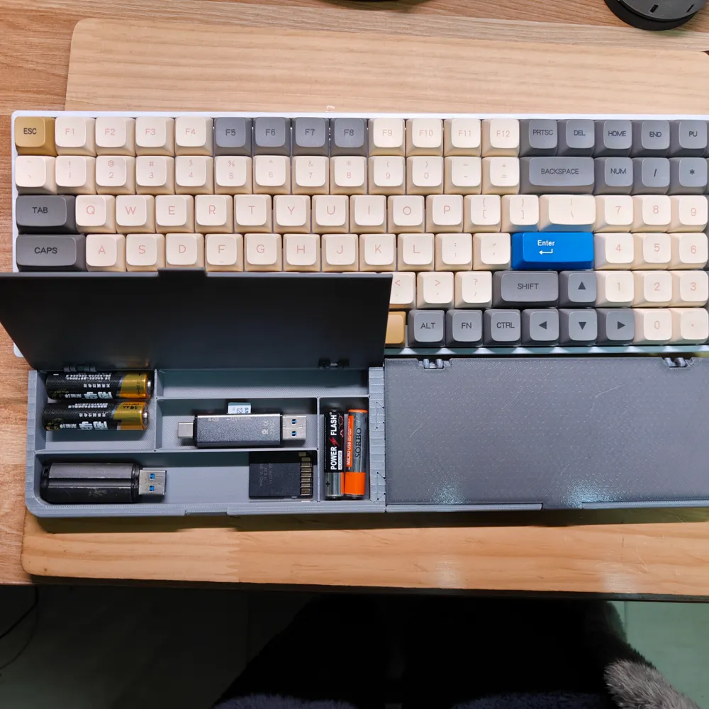 Keyboard Resting Pad (Assembled A1 mini printable) by c_cuber - MakerWorld