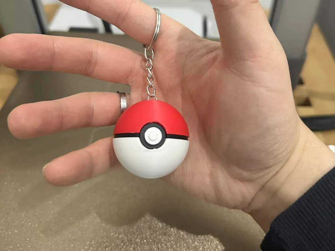 Pokeball Keychain (NO AMS) - Free 3D Print Model - MakerWorld