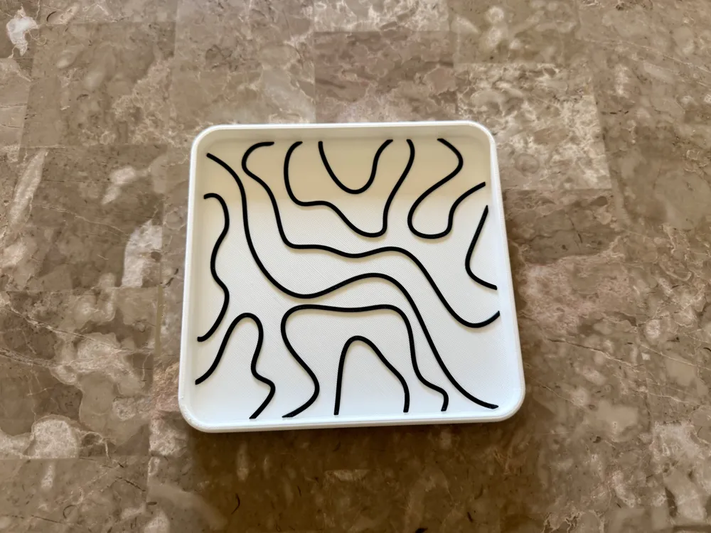 Plateau carré topographique - Modèle d'Impression 3D Gratuit - MakerWorld