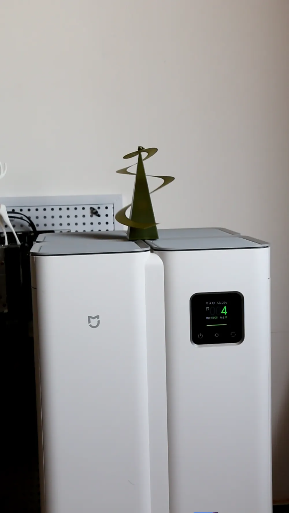 Air Purifier Visual Perpetual Motion Machine by 你又枸杞.worldMakerWorld ...