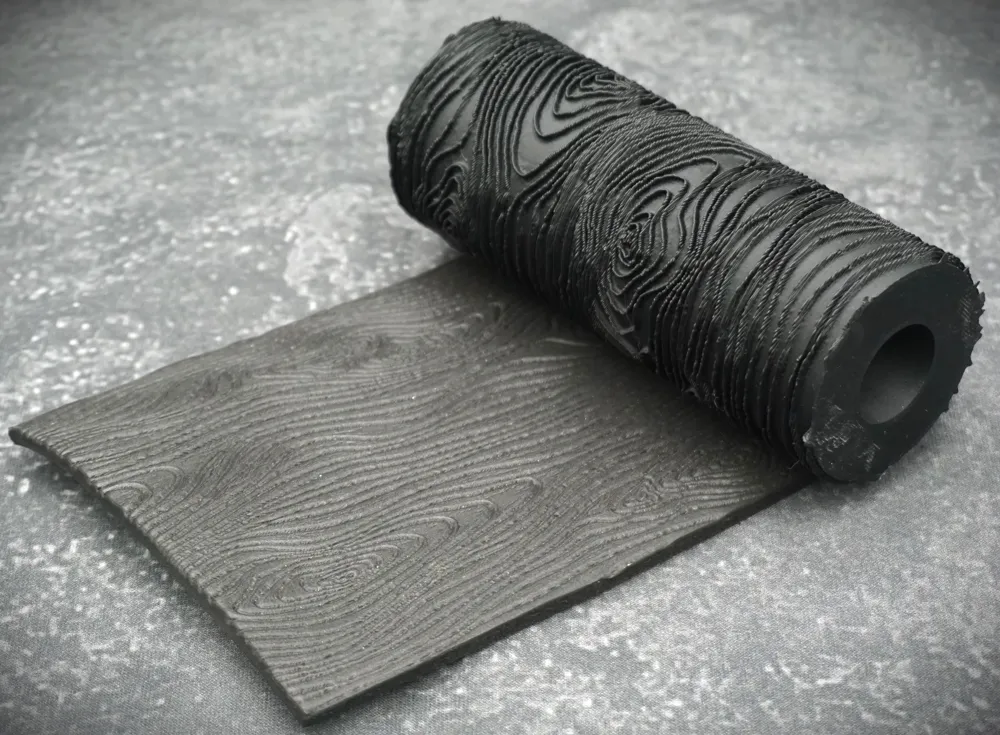 Textured Roll With Strong Wood Grain Pattern by Preischl 3D MakerWorld ...
