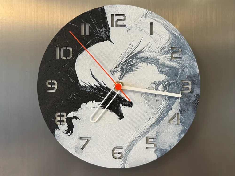 wall / desk clock Dragons in Fight HueForge by cP3D - MakerWorld