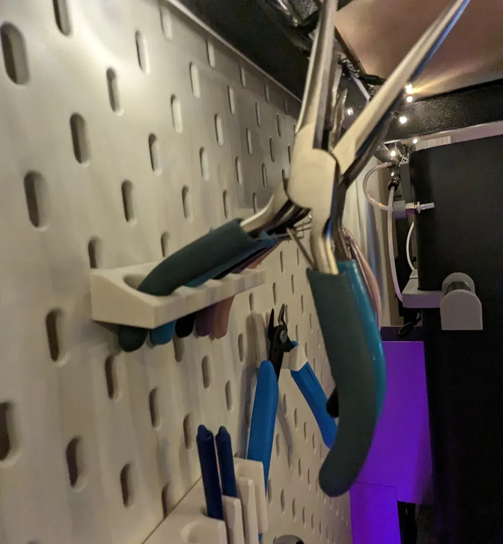 Pliers Rack - Ikea Skadis pegboard by CosmicNimbus - MakerWorld