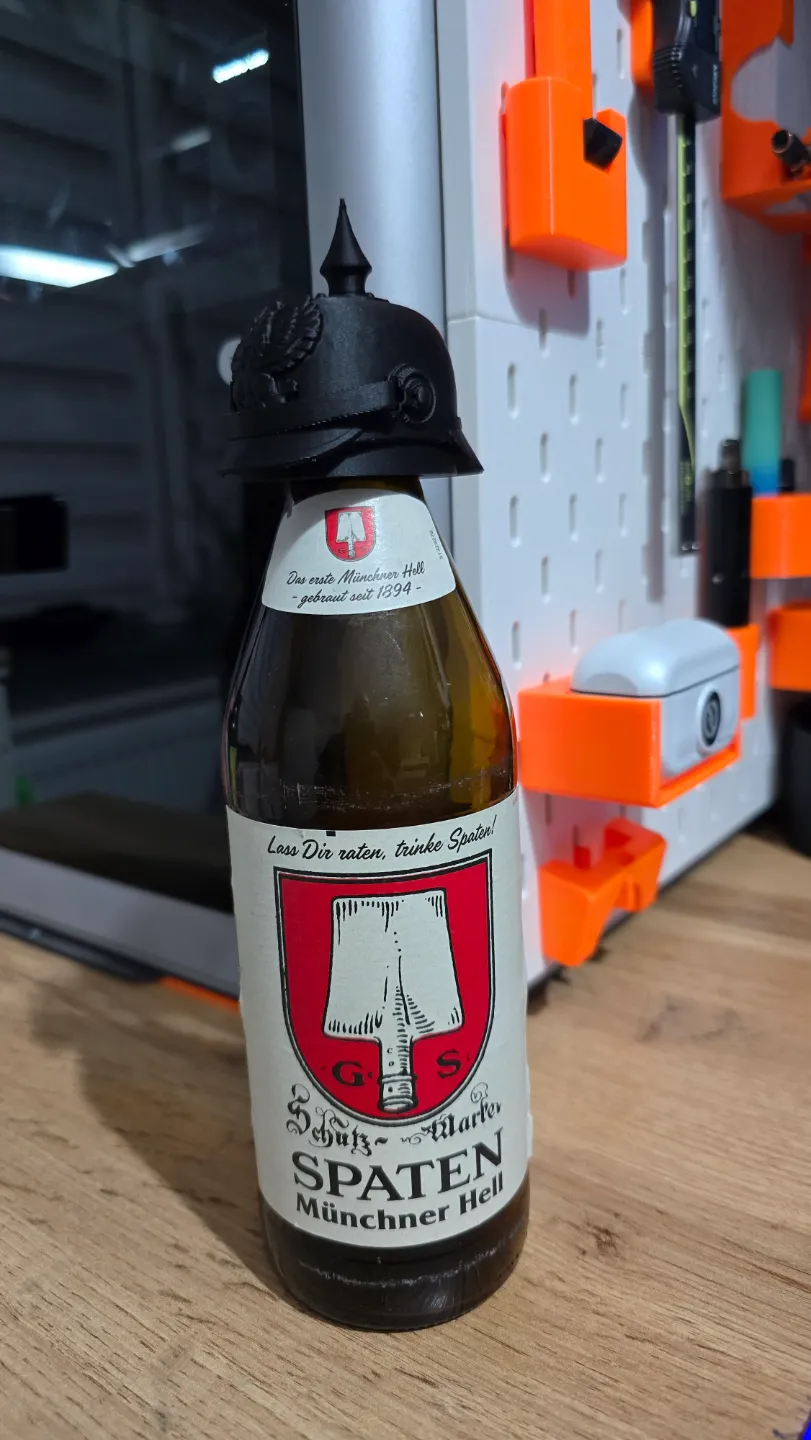 Pickelhaube Bier Deckel Helm von 3DMetalCave - MakerWorld