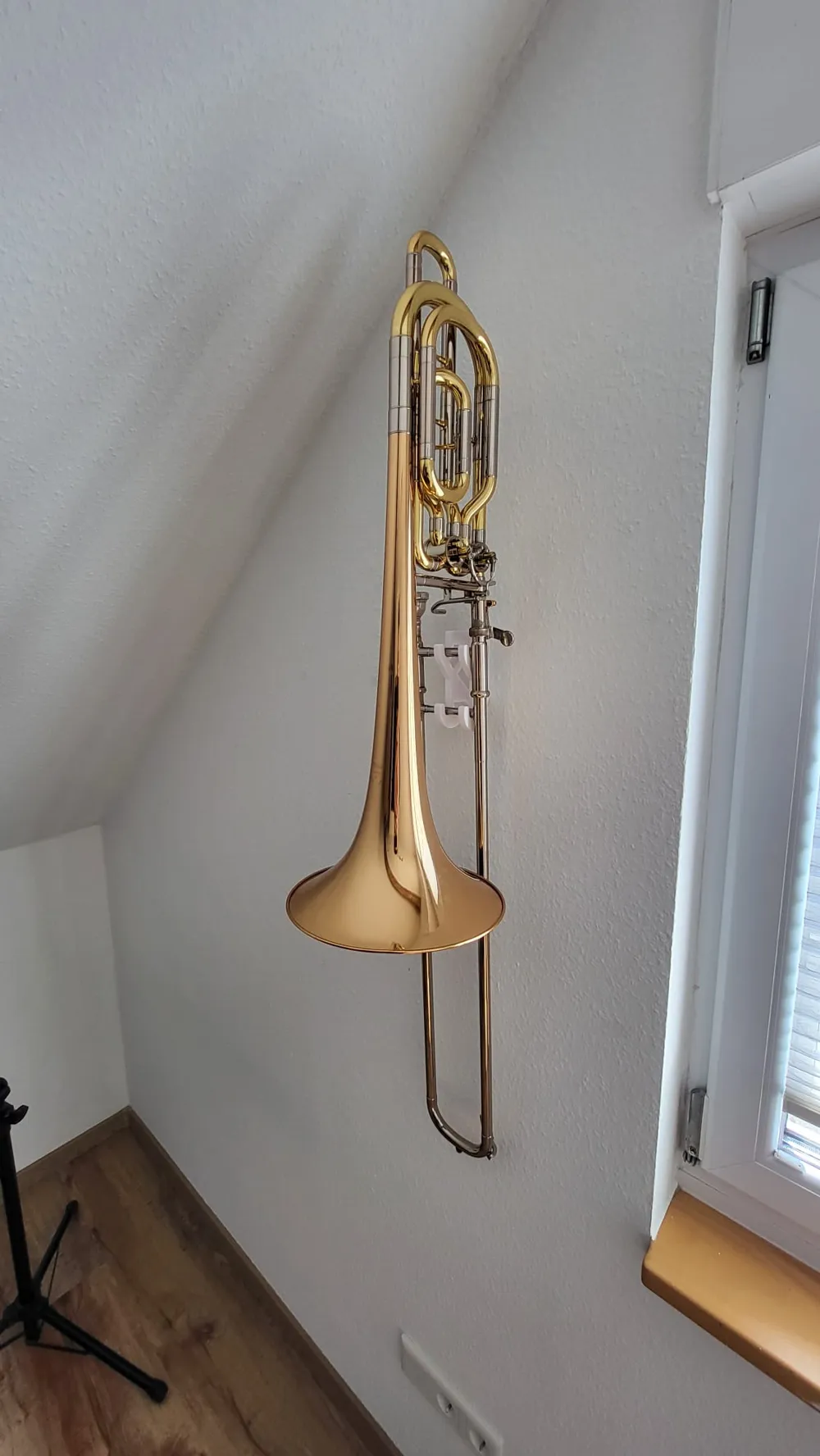 Trombone Wall Mount by Liam MakerWorld: Download Free 3D Models