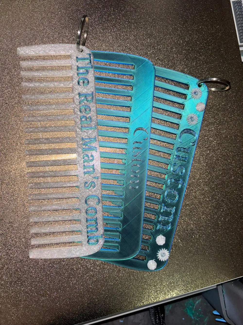 Custom Comb by Sn1p3r_Pr1nt3r88 - MakerWorld