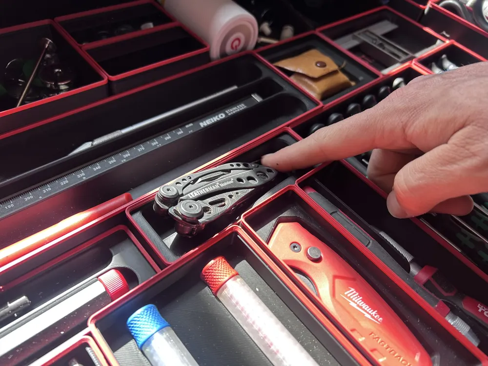 Gridfinity Leatherman Skeletool - Free 3D Print Model - MakerWorld