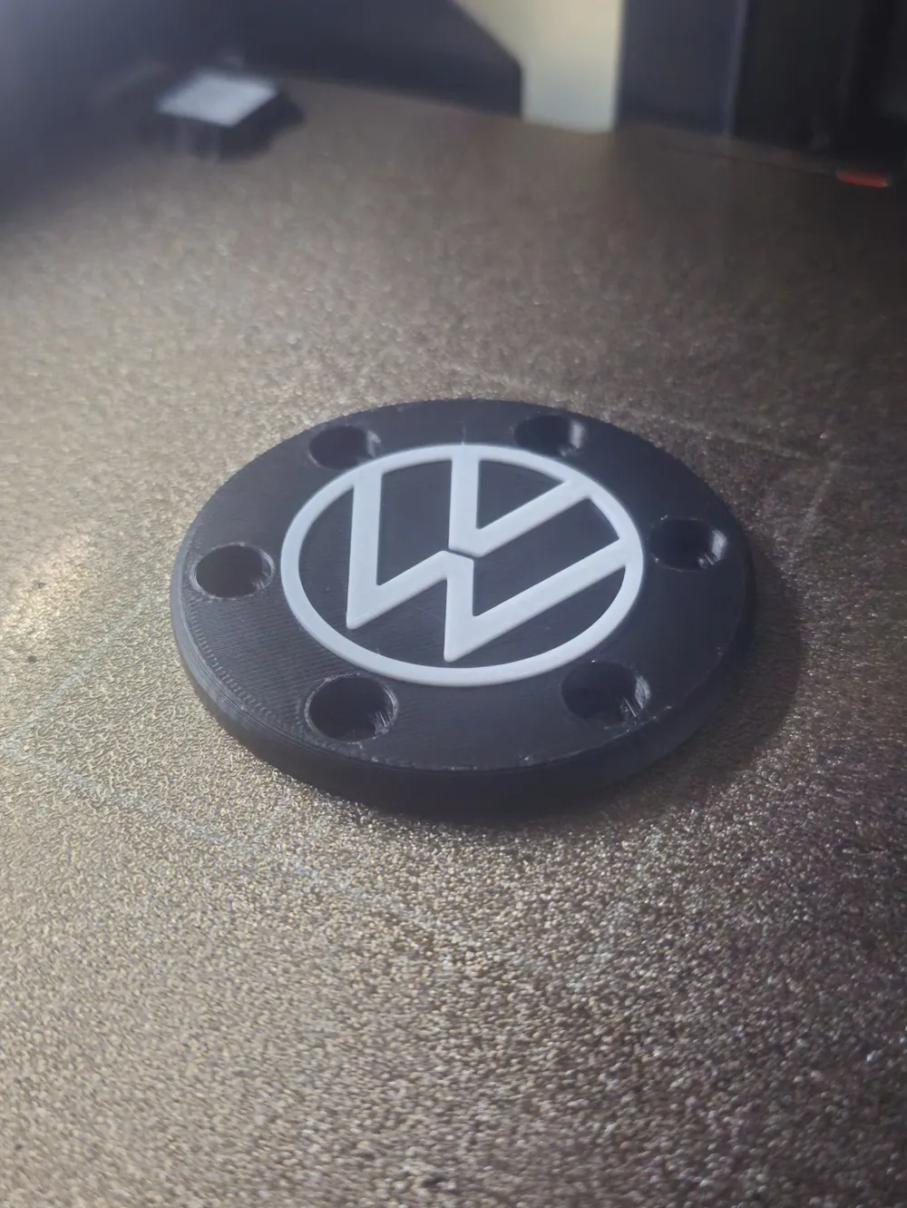 VW centre cap for Logitech G29/G920/G923 - Free 3D Print Model - MakerWorld